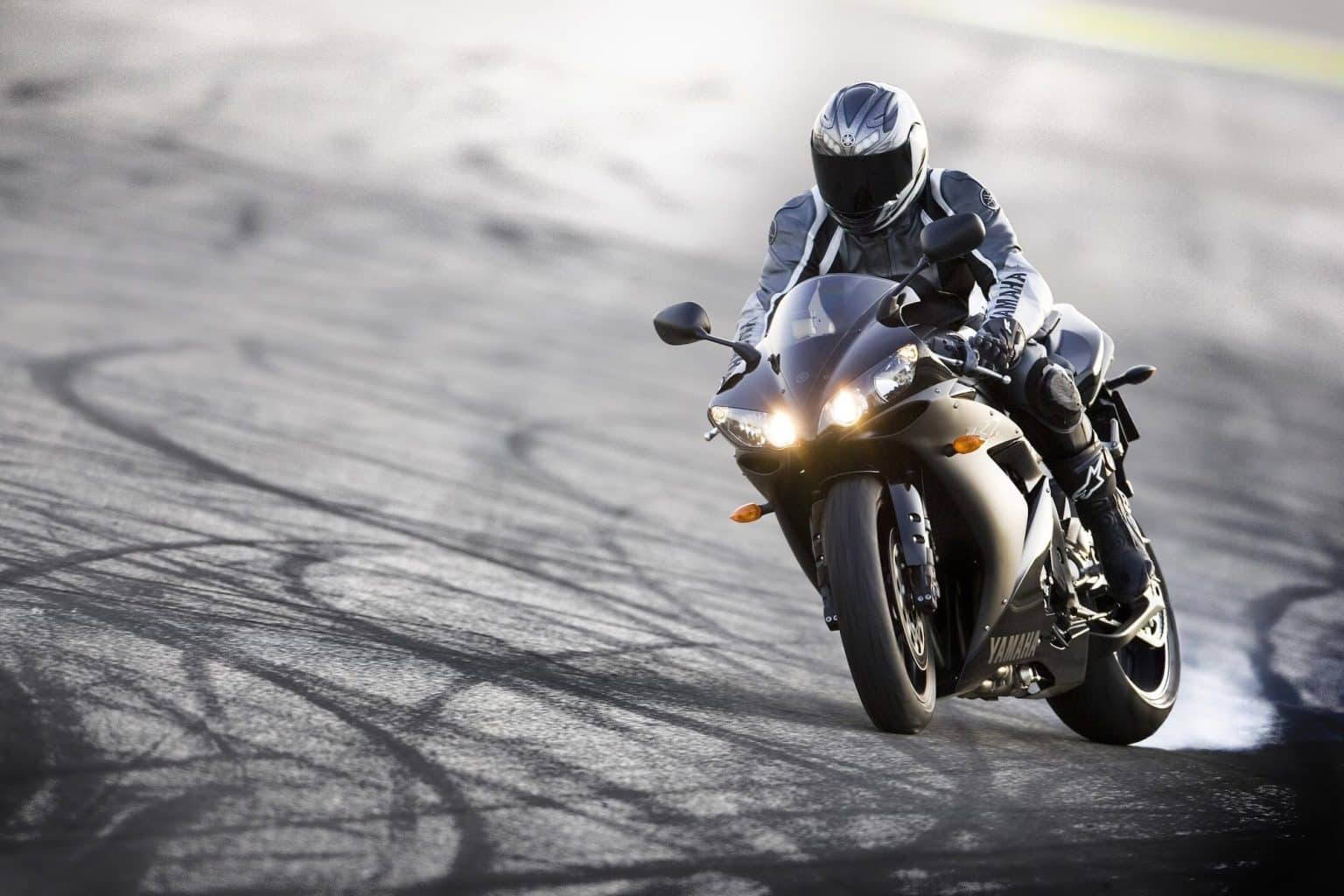 2004-2006 Yamaha R1 (3rd Gen) Maintenance Schedule