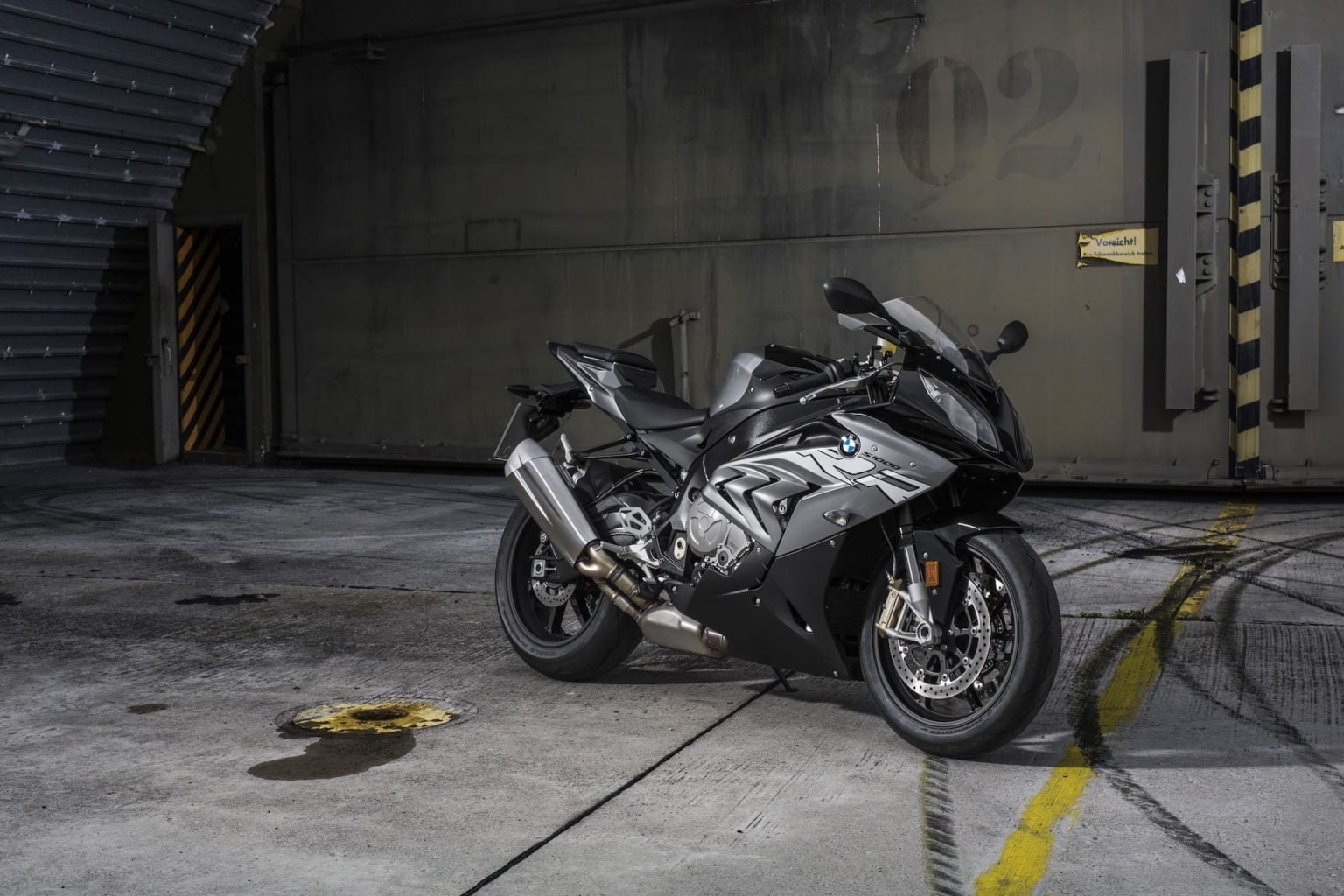 BMW S 1000 RR (Gen 3, 2015-2018) Maintenance Schedule