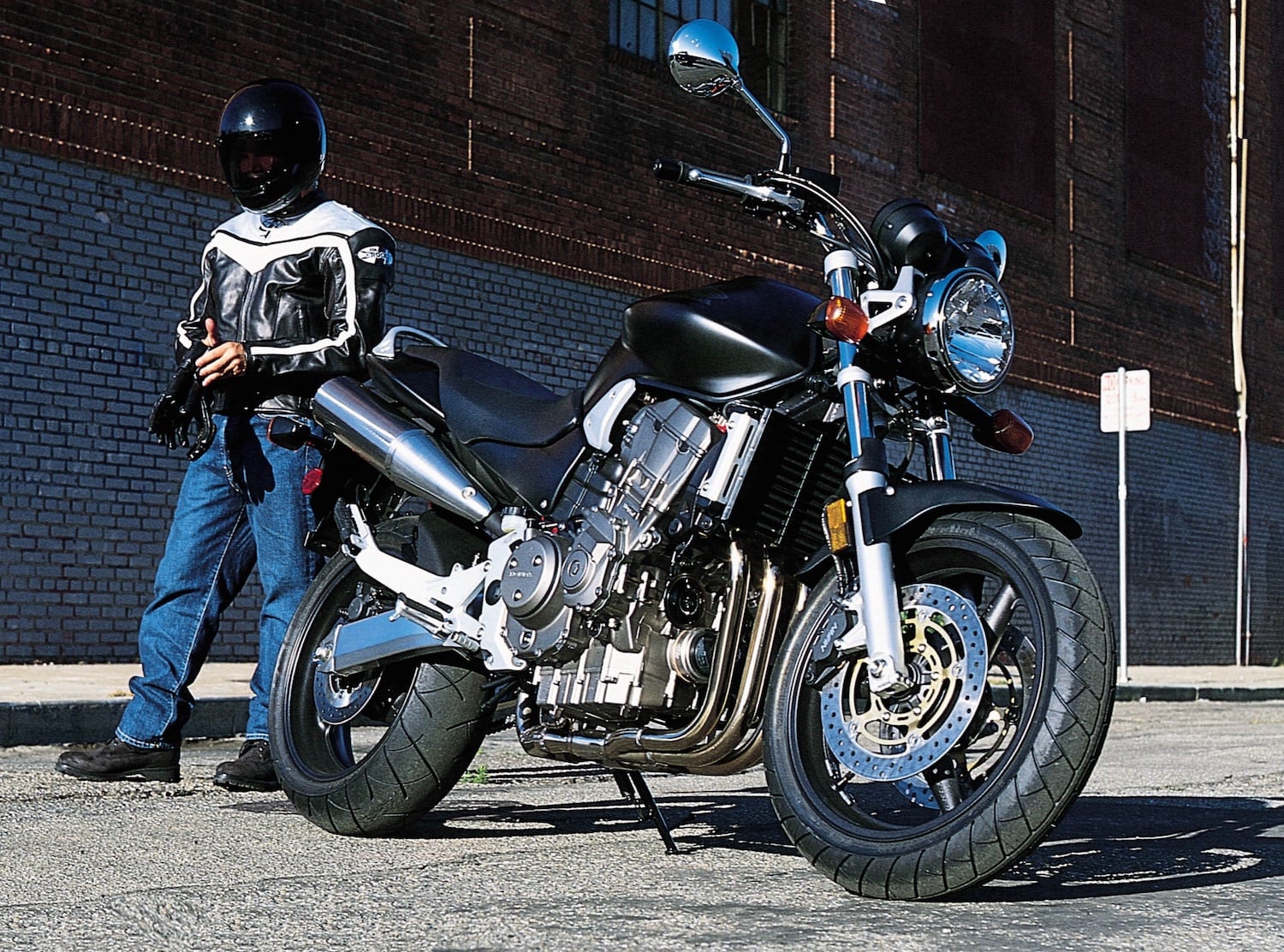 Honda CB900F (Honda Hornet 919) Maintenance Schedule