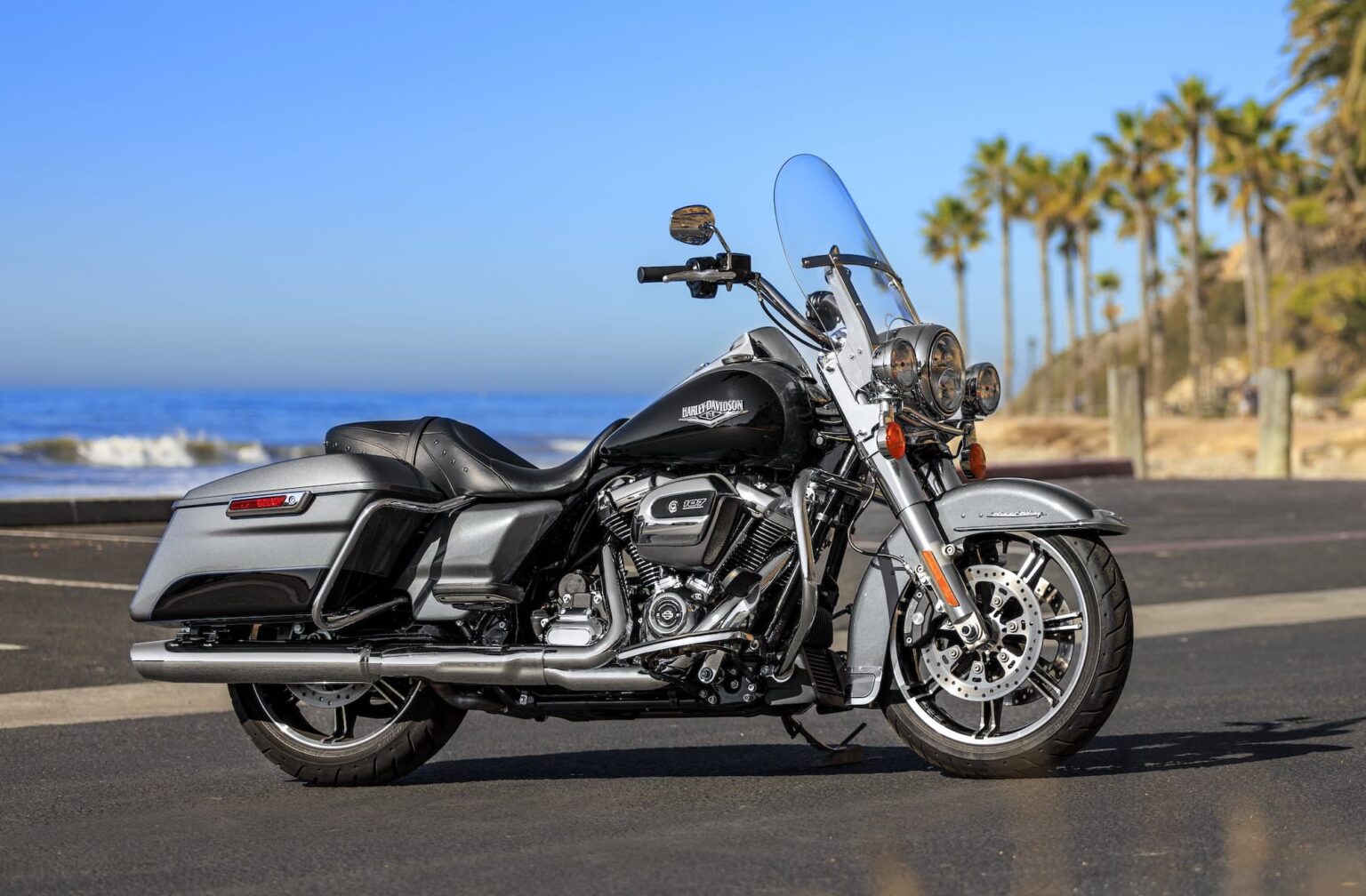 Harley-Davidson FLHR Road King (M8, 2017+) Maintenance Schedule